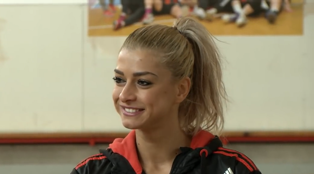 Отсега познати и како „родителите на Максим“: Екскошаркарите Едина Муса ...