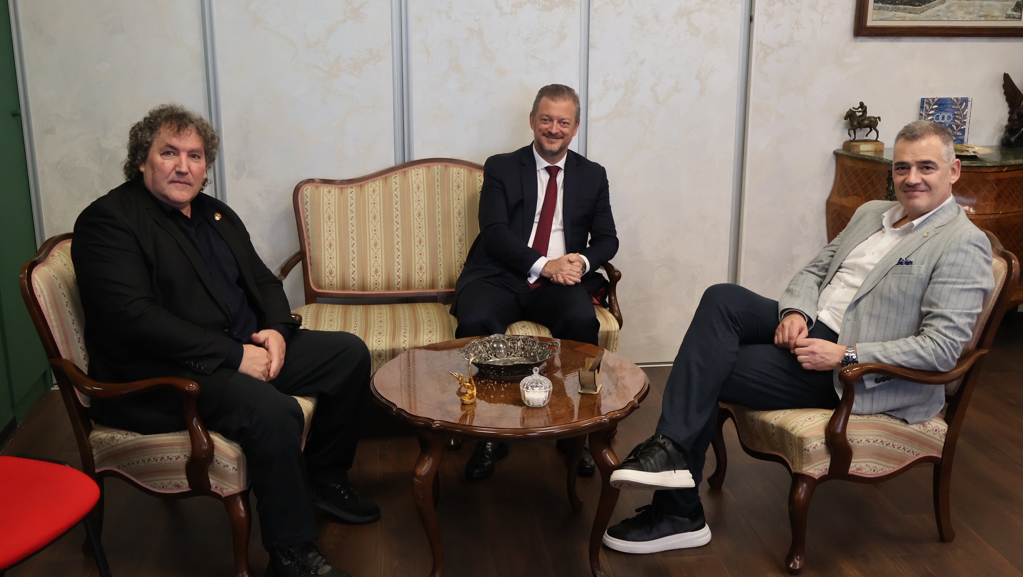 Ендрју Парсонс на гости кај Даниел Димевски - Вечер ...1963 | Vecer MK