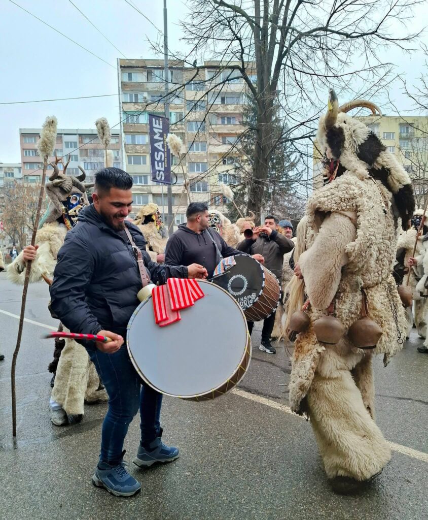 В недела е Прочка – ден на прошката, маските и на карневалската магија ...